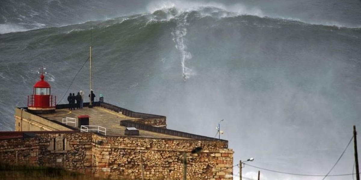 Biggest wave ever surfed: Garrett McNamara in Nazare