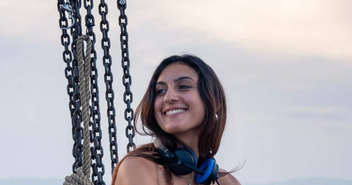 Eva May : Sa tracklist en 6 titres