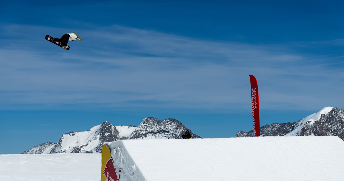 Chasing Winter: Competitive snowboarding in 2022