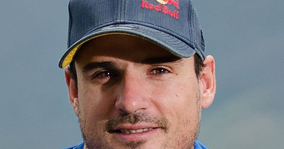 Horacio Llorens: Paragliding – Red Bull Athlete Page