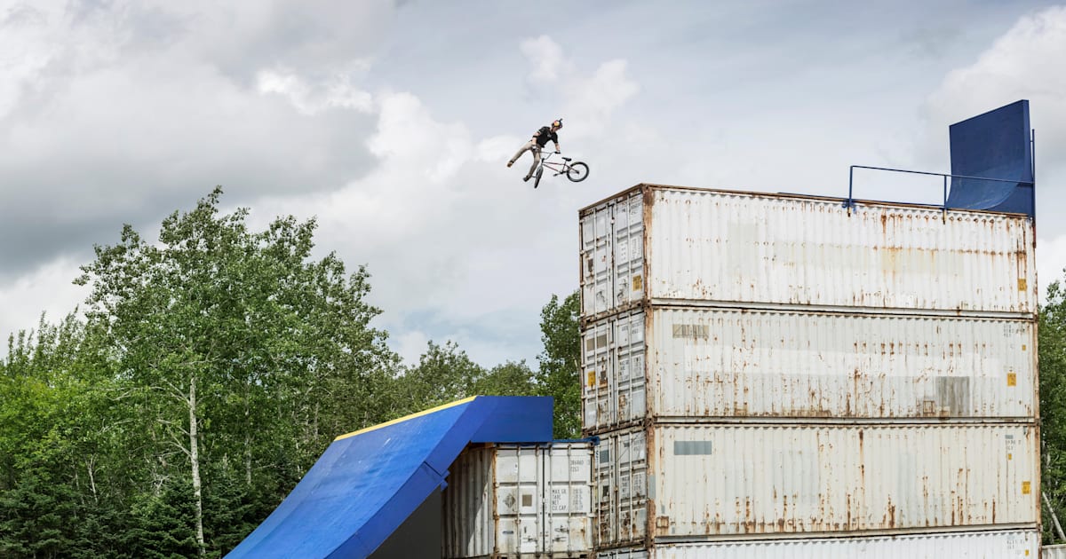 Uncontainable: Drew Bezanson BMX *video* | Red Bull