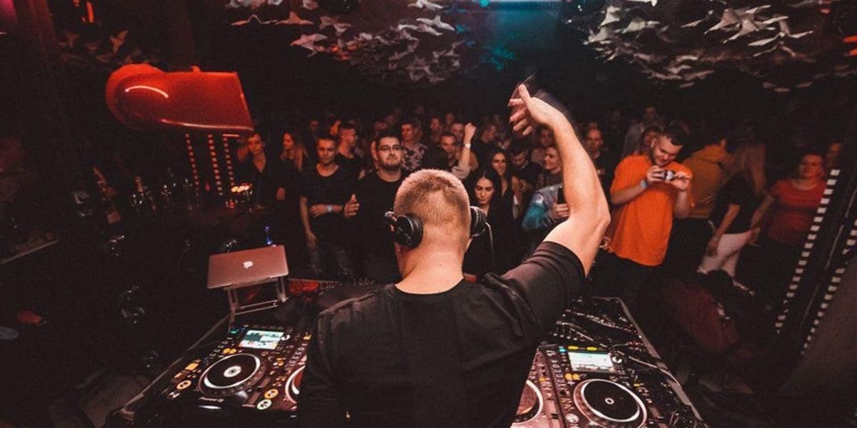 DJ EKG: Yearmix a TOP 10 EDM trackov roka ⏐ 2018