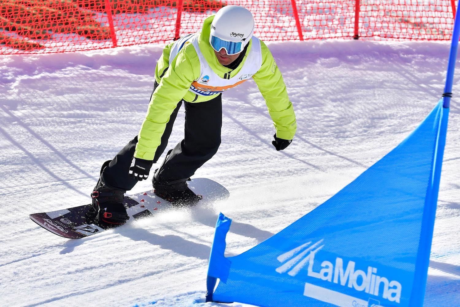 Vic González: de la tetraplejia a competir en snowboard