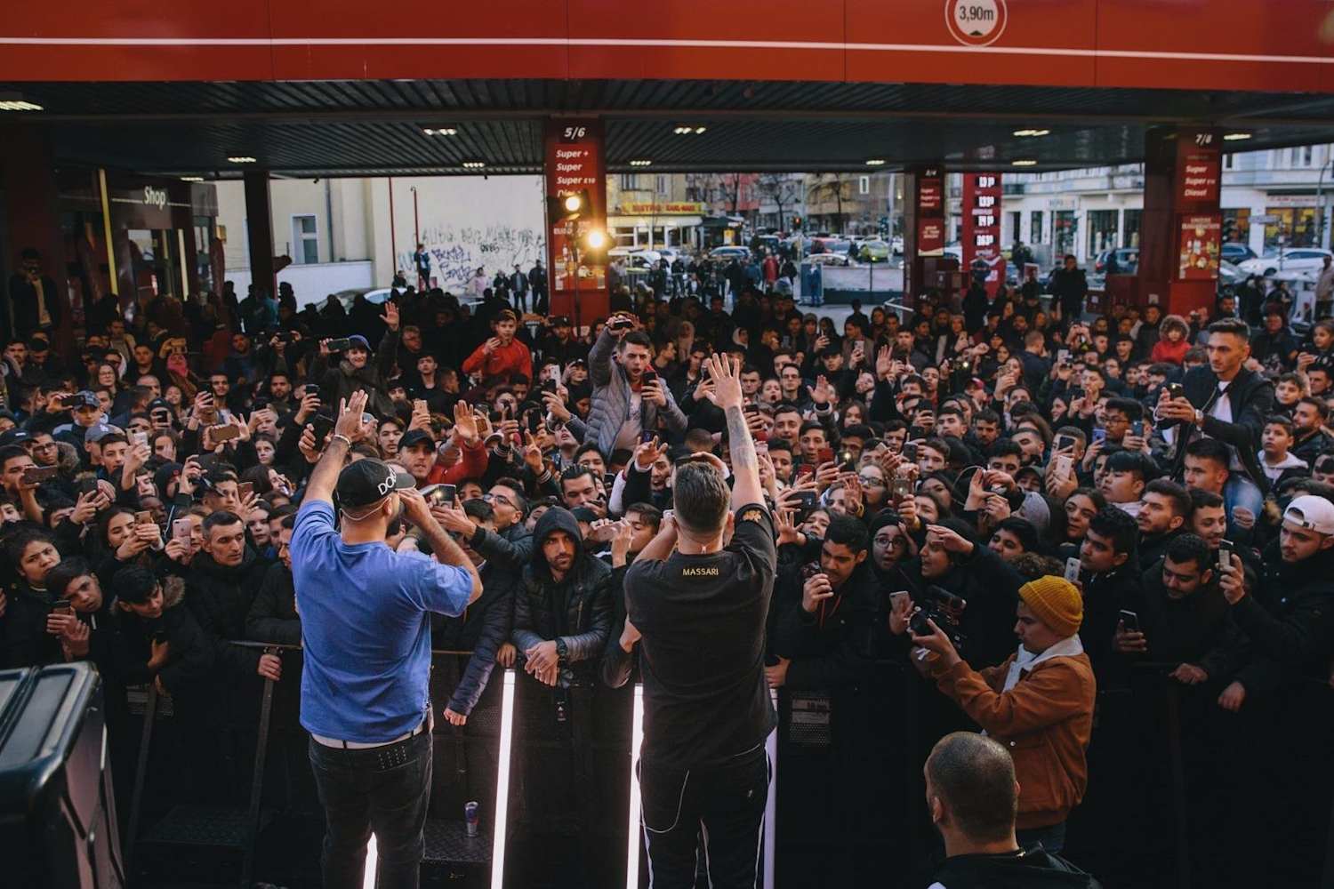 Azet & Zuna - Super Plus Album-Releaseparty in Neukölln