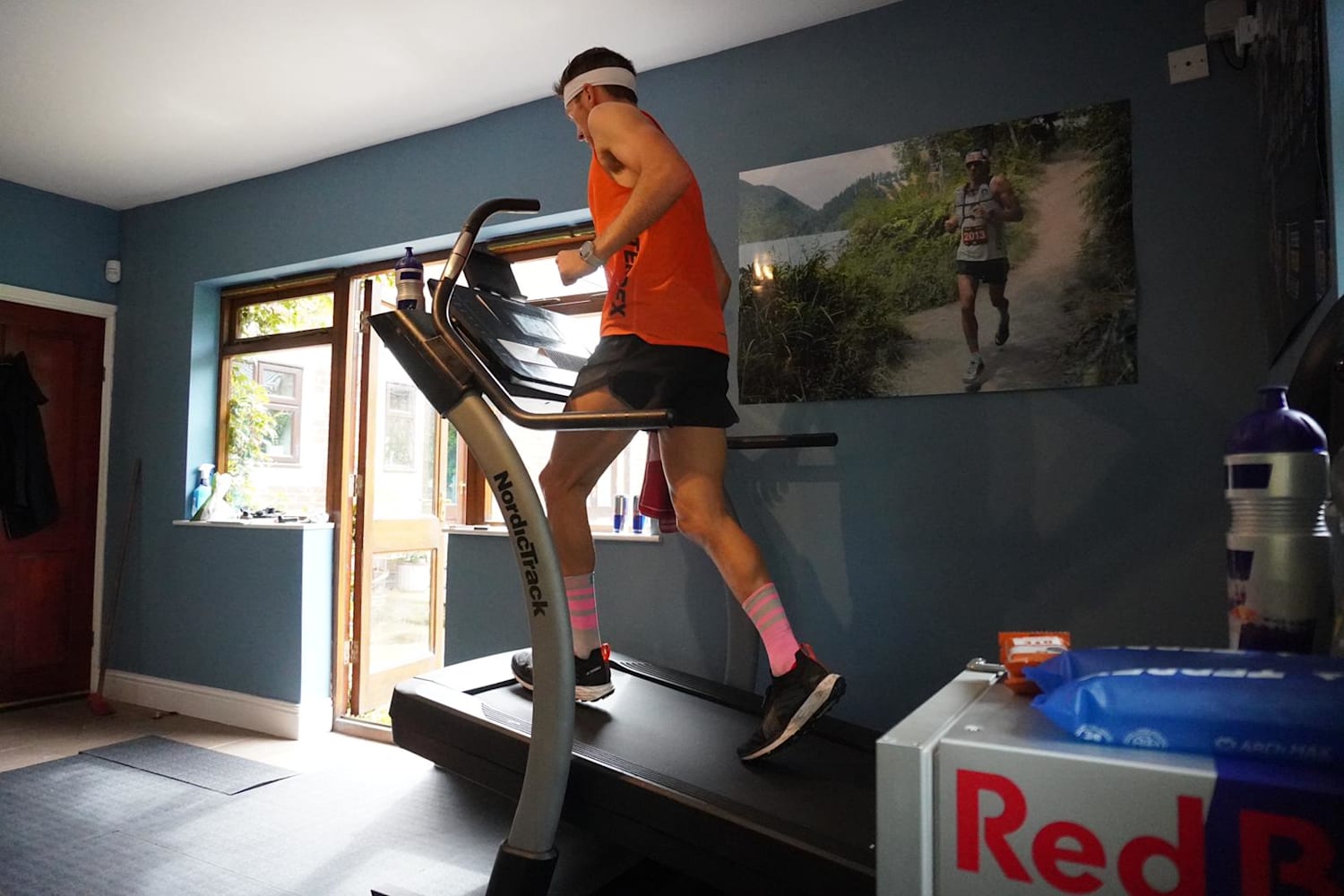 Inspired by: Ultrarunner Tom Evans climbs Three Peaks