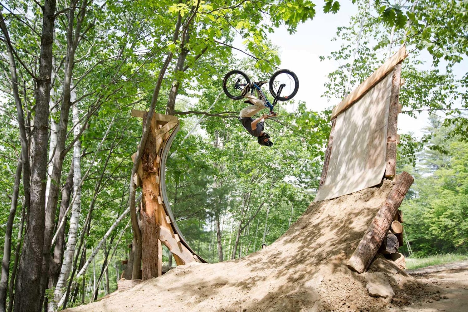 DIY: Flipping an Open Full Loop on a Bike