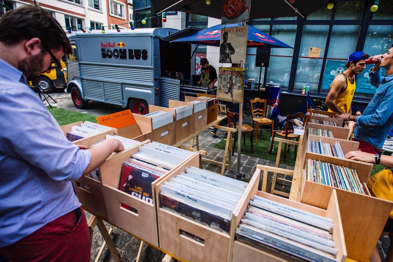 Le Red Bull Boom Bus à la Braderie de Lille 2015