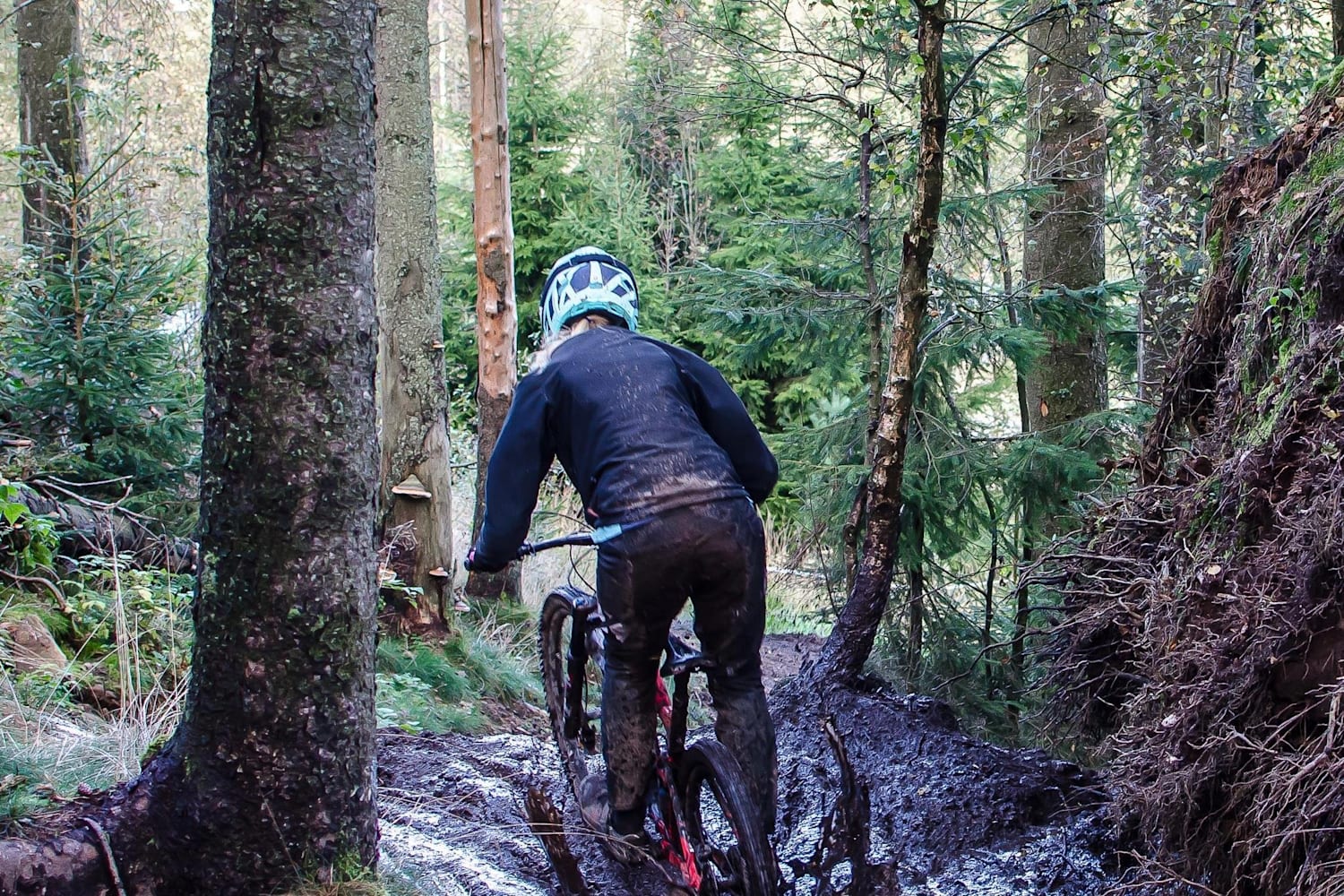 MTB riding tips from a pro: How to ride wet trails