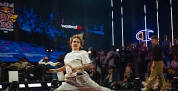 Red Bull BC One: Cypher UK 2023 - b-girl final