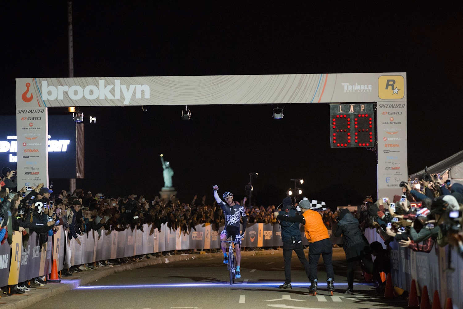 Red Hook Criterium Brooklyn i video delle cadute