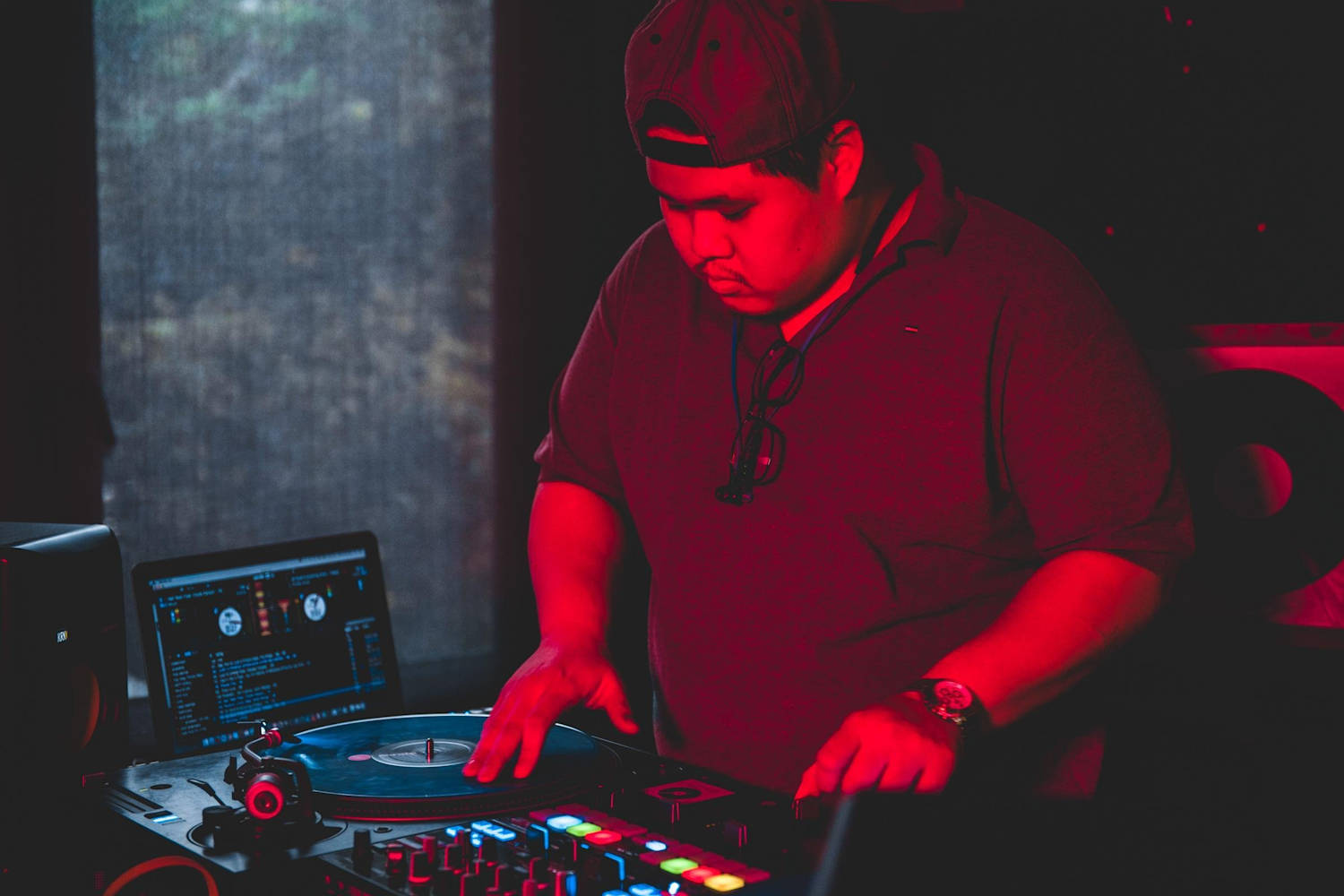 DJ Nutty ผู้มาพร้อมเพลงยกล้อและอนิเมะจากญี่ปุ่น