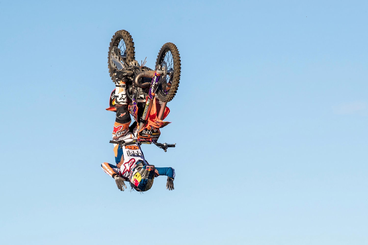 Levi Sherwood No Hander Double Backflip FMX ++vídeo++