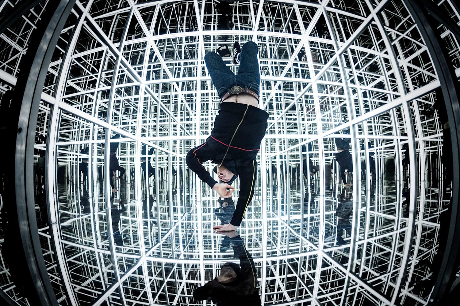 The Infinity Cube: Red Bull BC One All Stars +video+