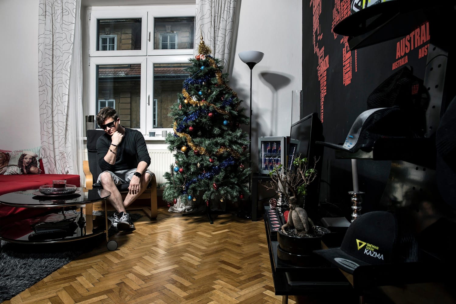 Moderátor Kazma – Kde bydlí a jaký má domov? FOTO