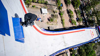Red Bull Building Drop : recap du défi skate de Sandro Dias