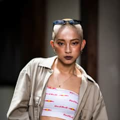 動画｜KYOKA STEP OUT：ヒップホップ・ダンサーがカポエイラに挑戦 | ダンス | レッドブル