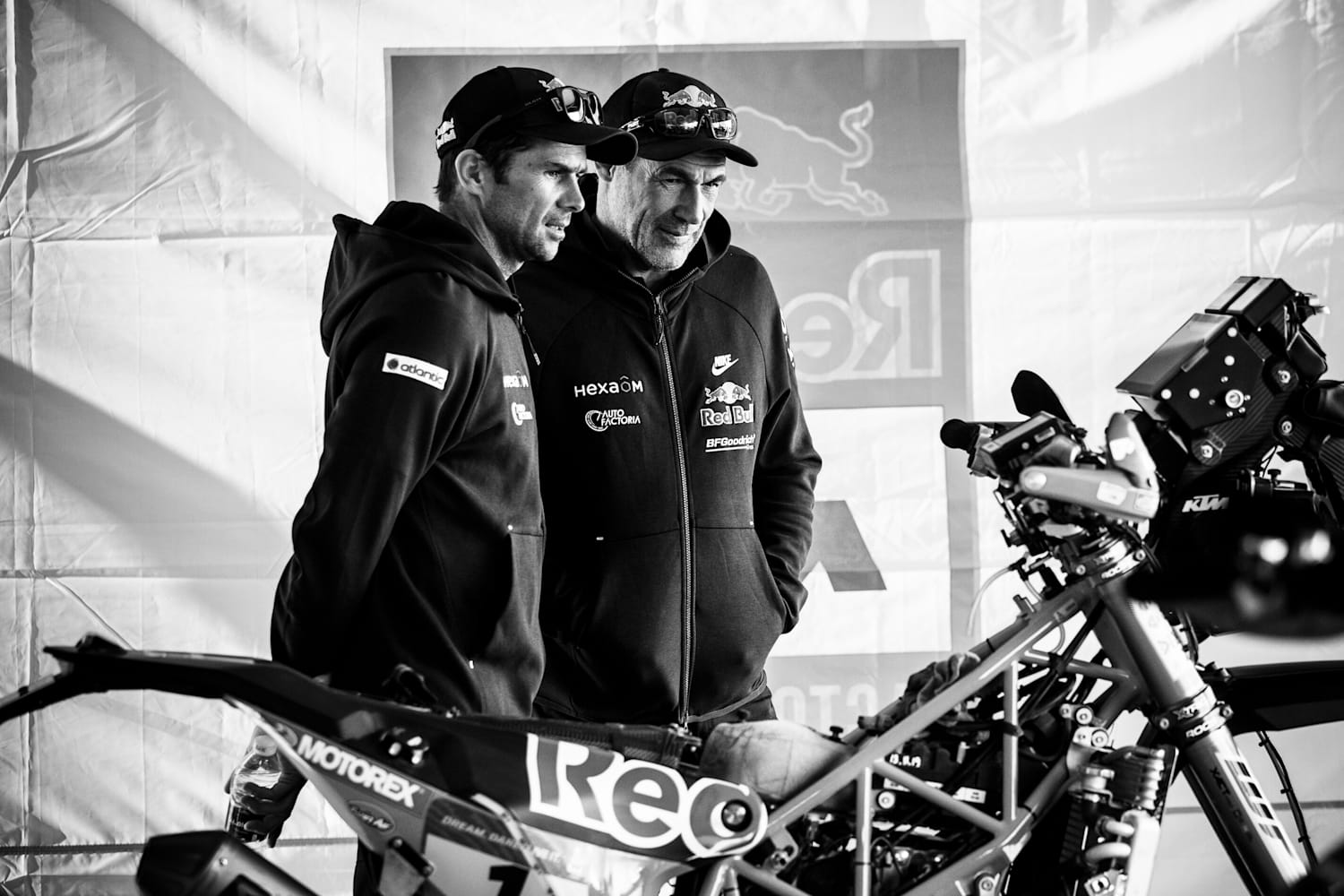 Coup dur pour Mike Horn et Cyril Despres au Dakar 2020