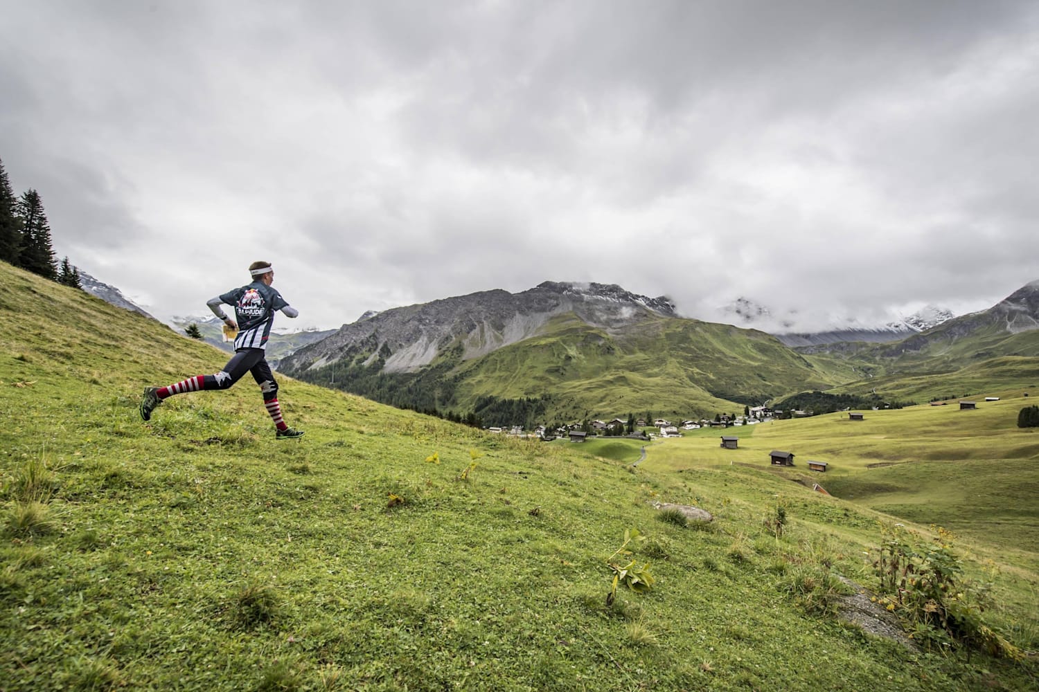 Red Bull Alpitude: La course d'orientation suisse Vidéo