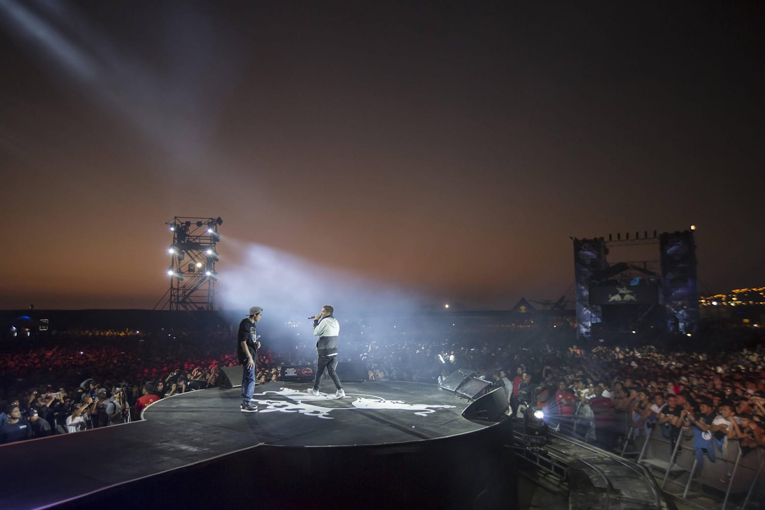 Vuelve a ver la final Red Bull Batalla de los Gallos