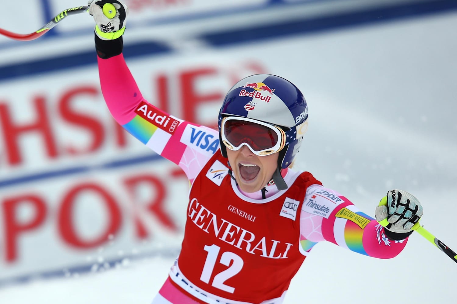 Lindsey Vonn wins first race in Lake Louise