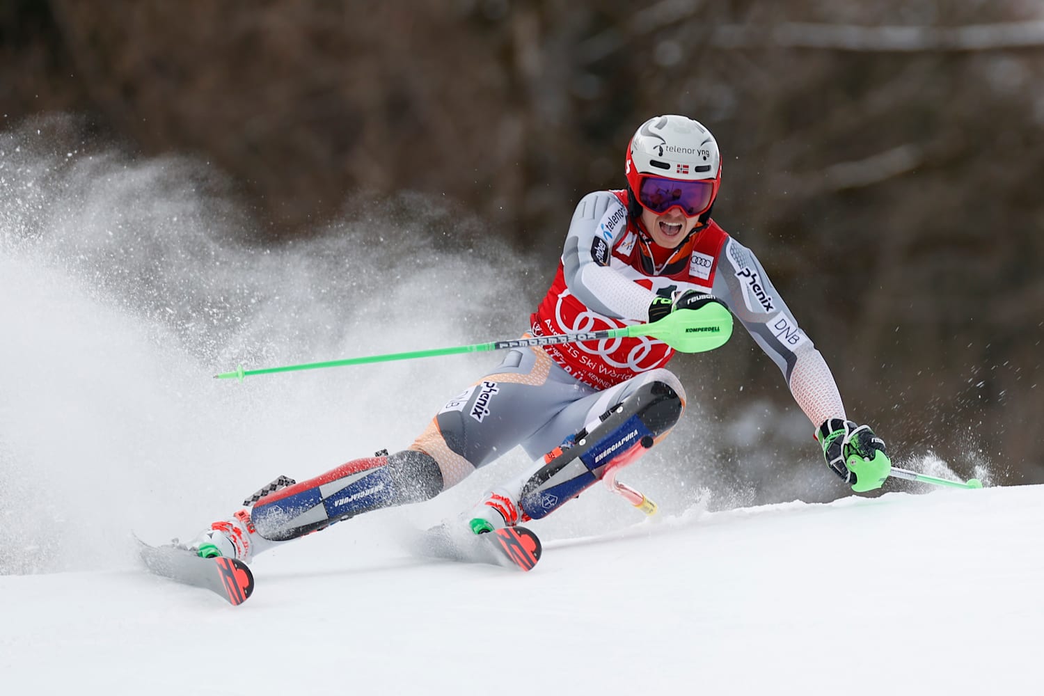 Henrik Kristoffersen wins Schladming night slalom