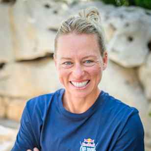 Lisa Faulkner: Cliff Diving – Red Bull Athlete Page