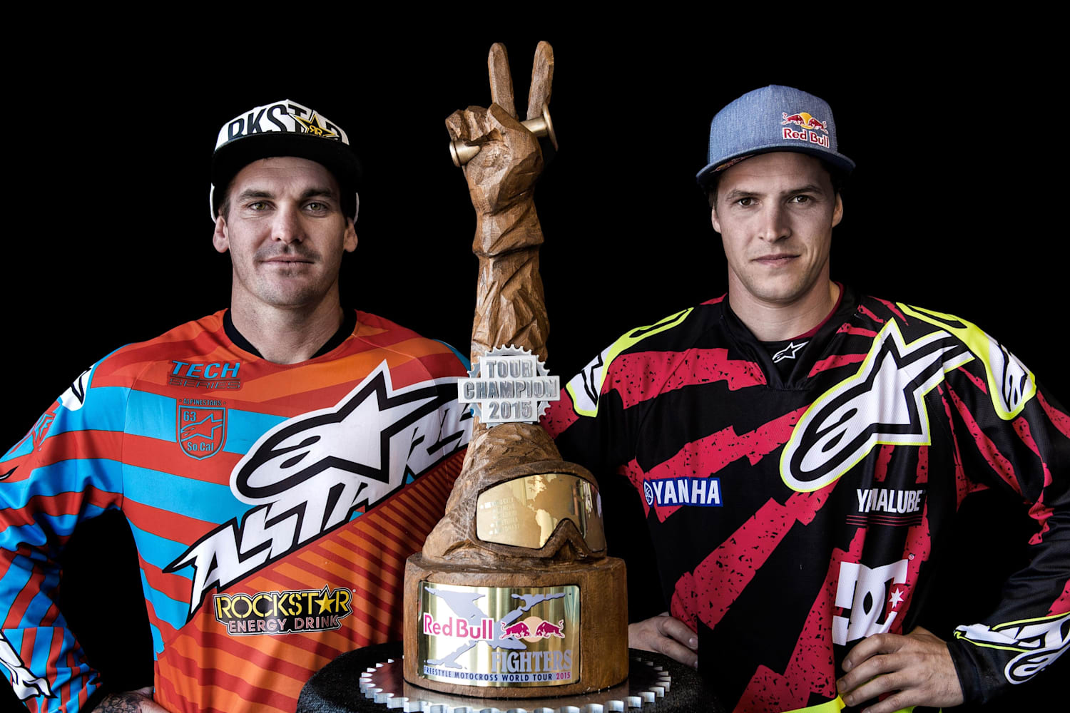 Watch the Red Bull X-Fighters 2015 UAE showdown as VOD