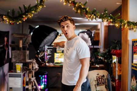 Ludwig Ahgren on streaming full-time and Unpaid Intern