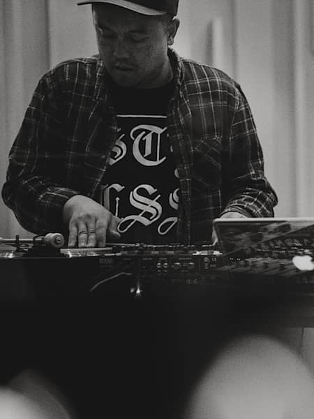 Invisibl Skratch Piklz: Making of their new LP *Video*