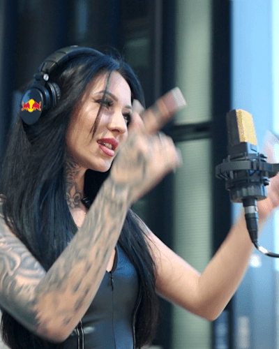 Celo Minati: Die Hamburger Rapperin im Porträt