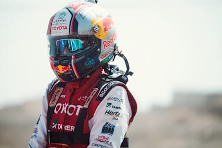 Dania Akeel Aims for Podium at Sixth Dakar Rally in Saudi Arabia