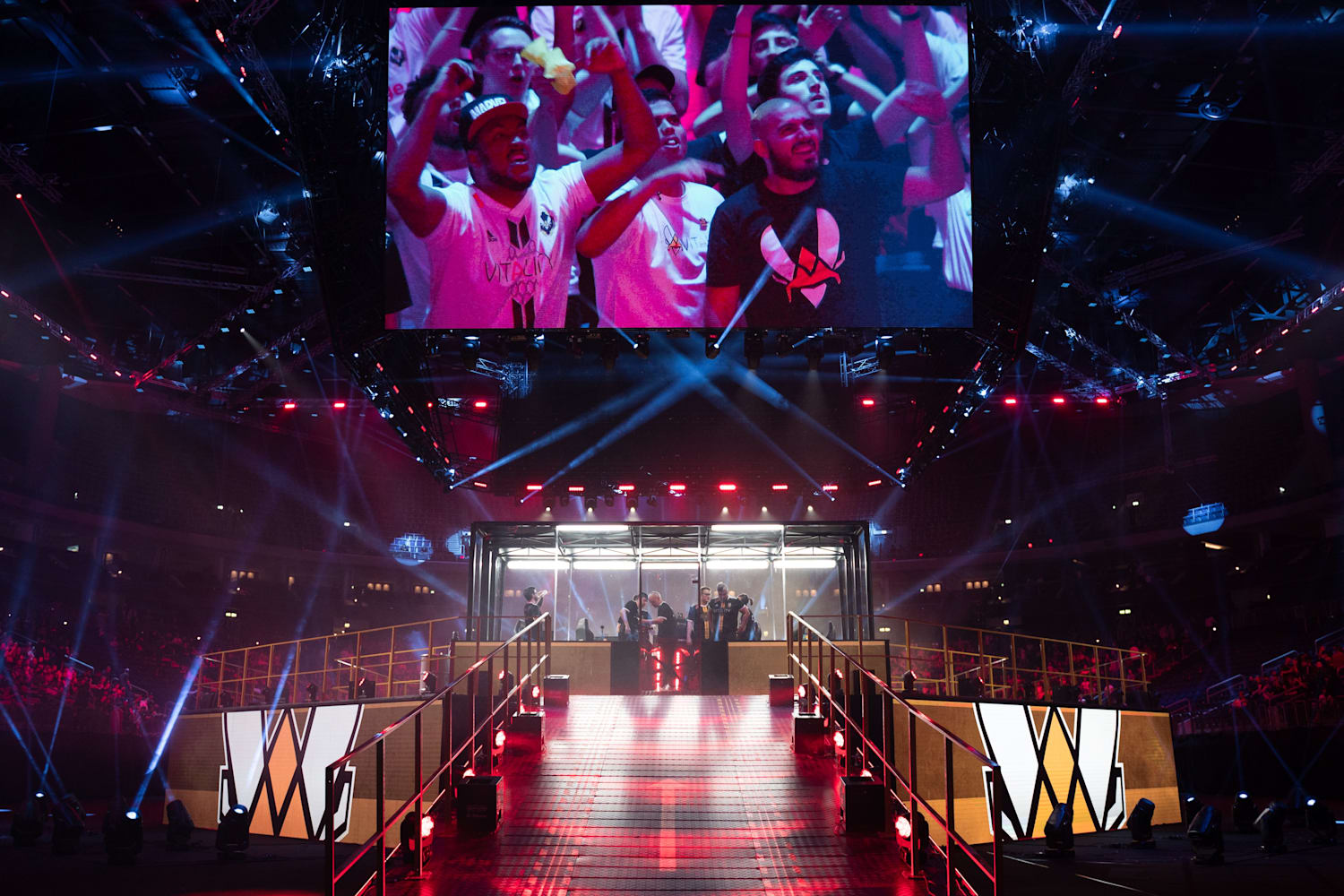 BLAST Fall Finals: How Team Vitality beat Astralis