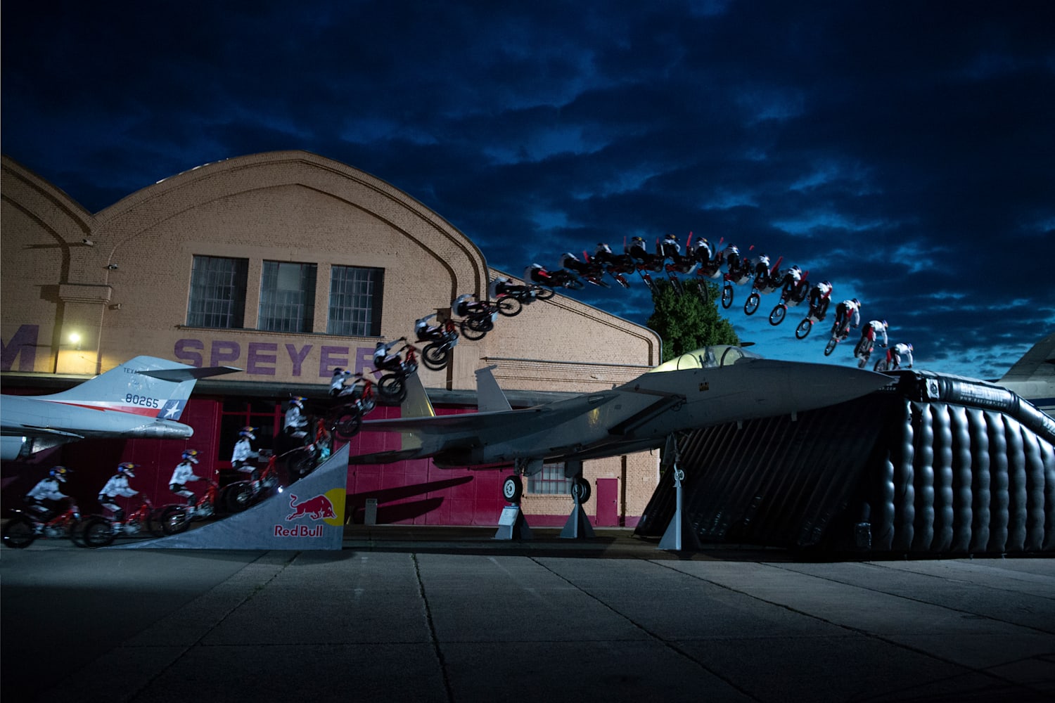 Adrian Guggemos's Ride at the Museum – trials video