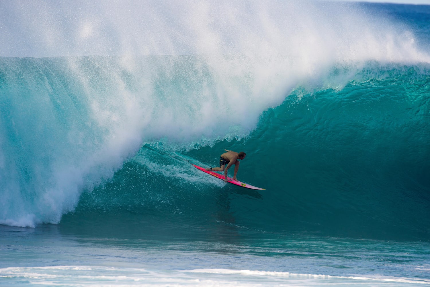 This Is Live: Highlights of live surfing on Red Bull TV
