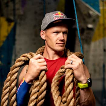 Thomas van Tonder: Obstacle Course Racing athlete page
