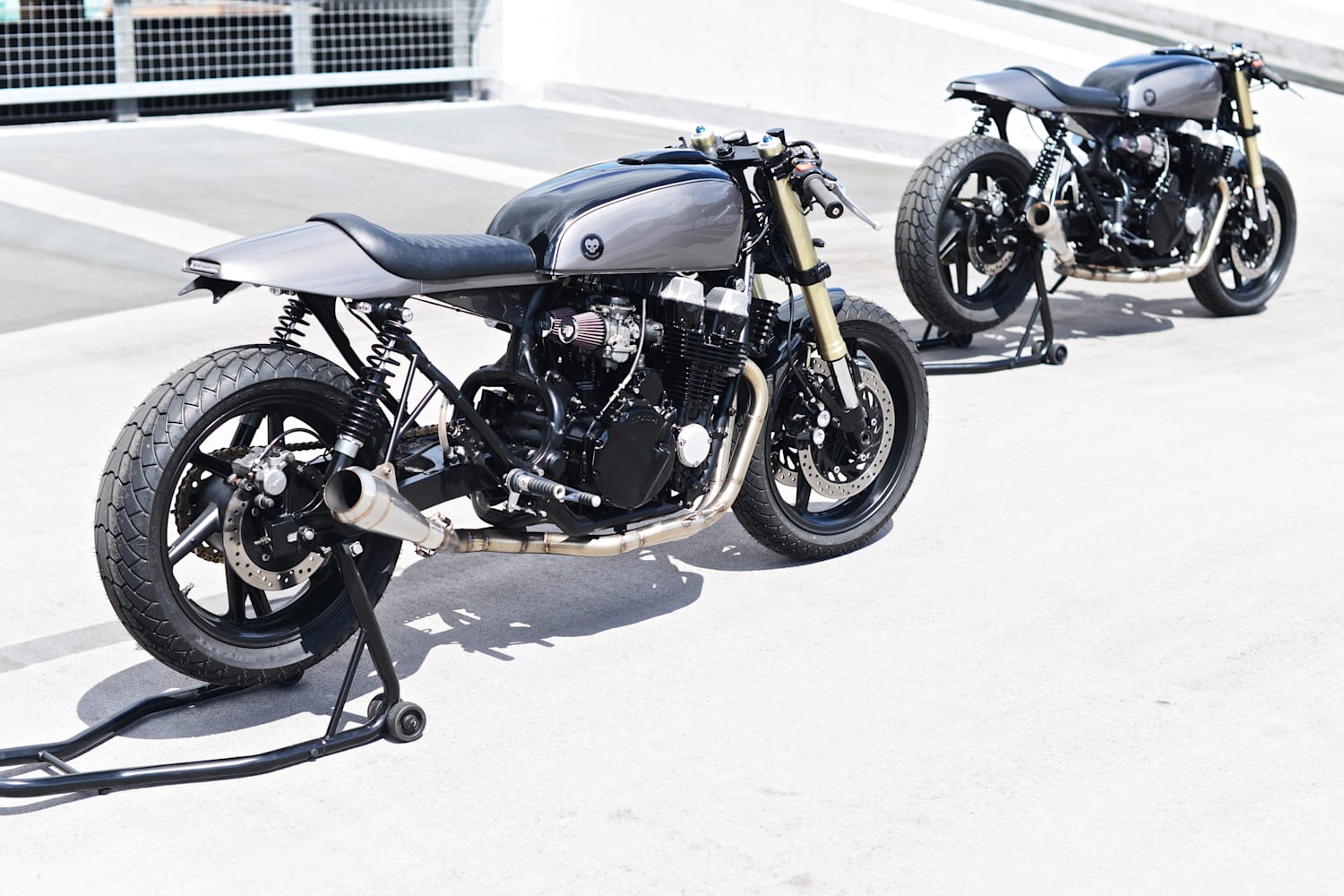 Motorrad-Spezialanfertigung deBolex Engineering Video
