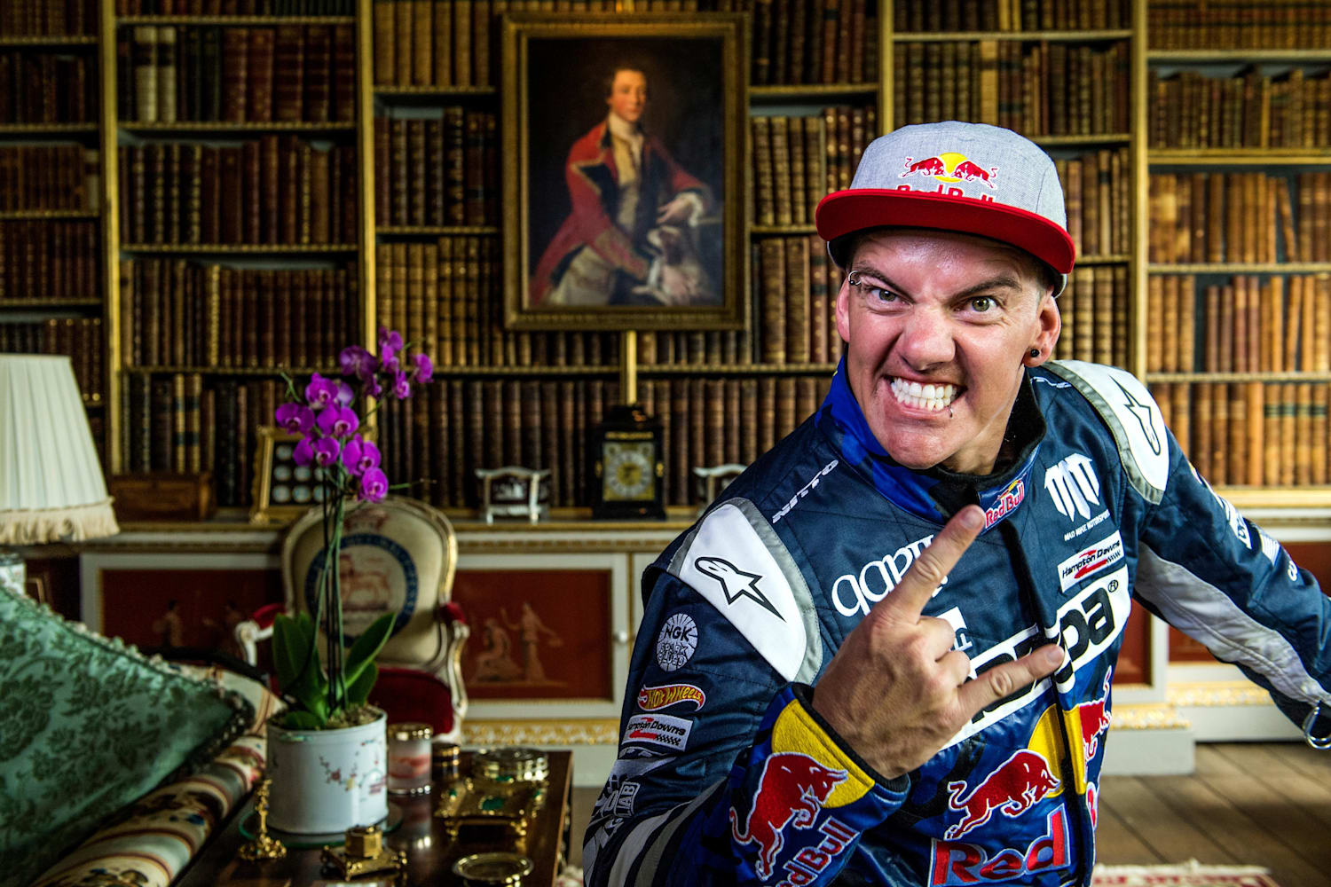 'Mad' Mike Whiddett: Drifting ++Official Athlete Page++