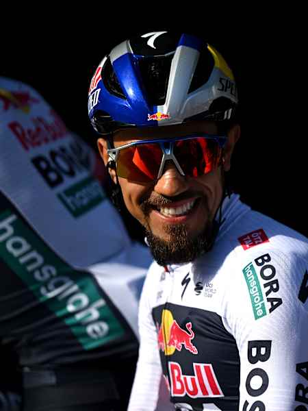 Dani Martínez: Climbing to cycling glory