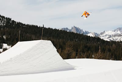 5 top snowboard spots in California