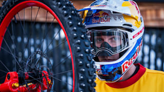 Fabio Wibmer descend la Streif : focus sur son VTT