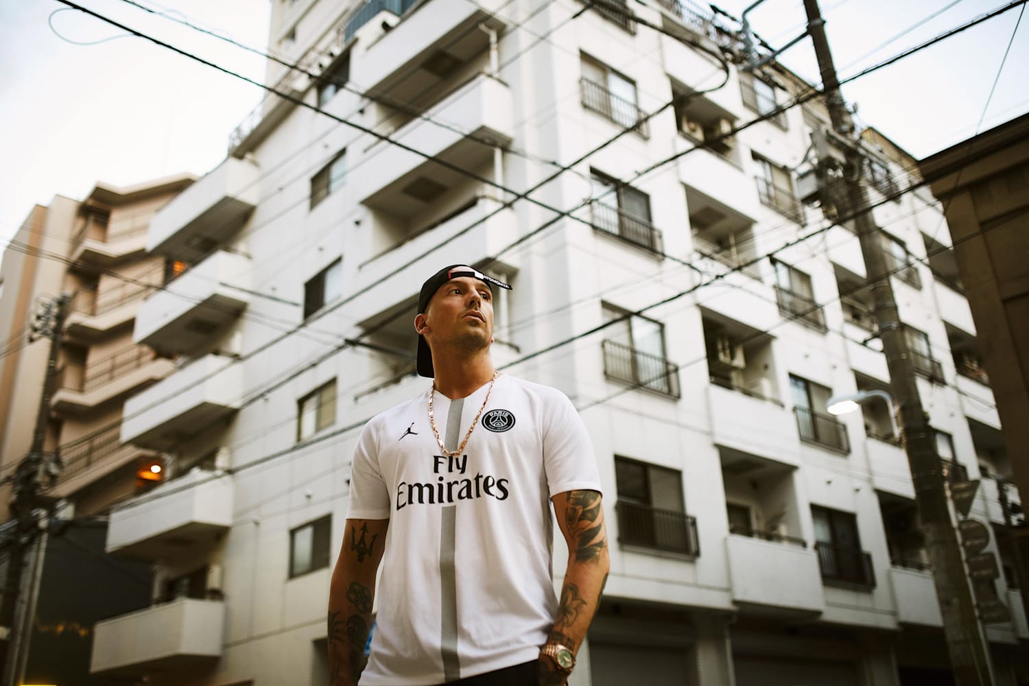 "Adriana": RAF Camoras zweite Video-Single aus Zenit!