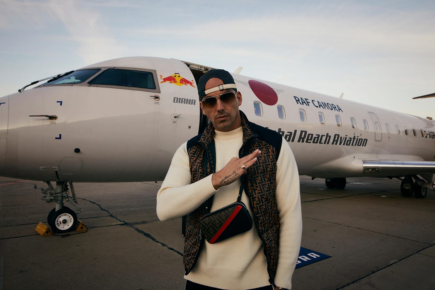 "Sag ihnen 2": RAF Camoras neue Video-Single aus Zenit!