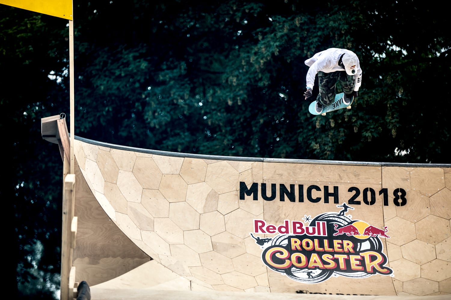 Red Bull Sports Events S3 E5: Red Bull Roller Coaster