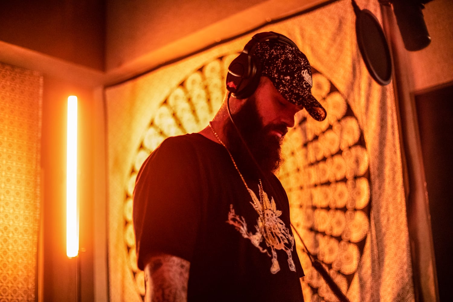 Red Bull Studio Sessions S1 E4 Paul Wall Smoke for Free