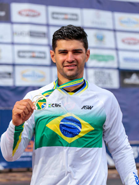 Gabriel Giovannini - Rider Valparaíso Cerro Abajo