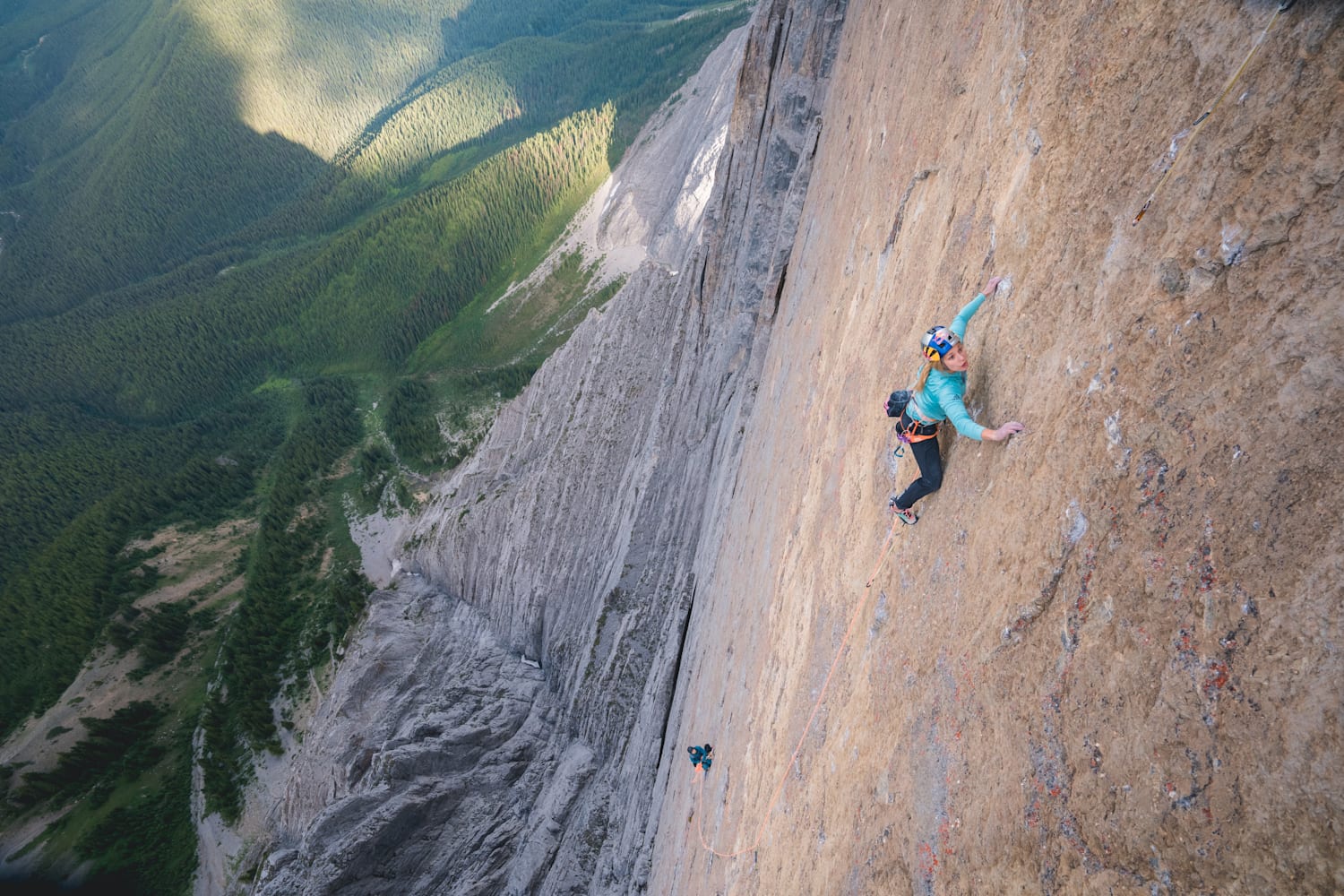 Sasha DiGiulian climbs 3 of Canada's gnarliest routes