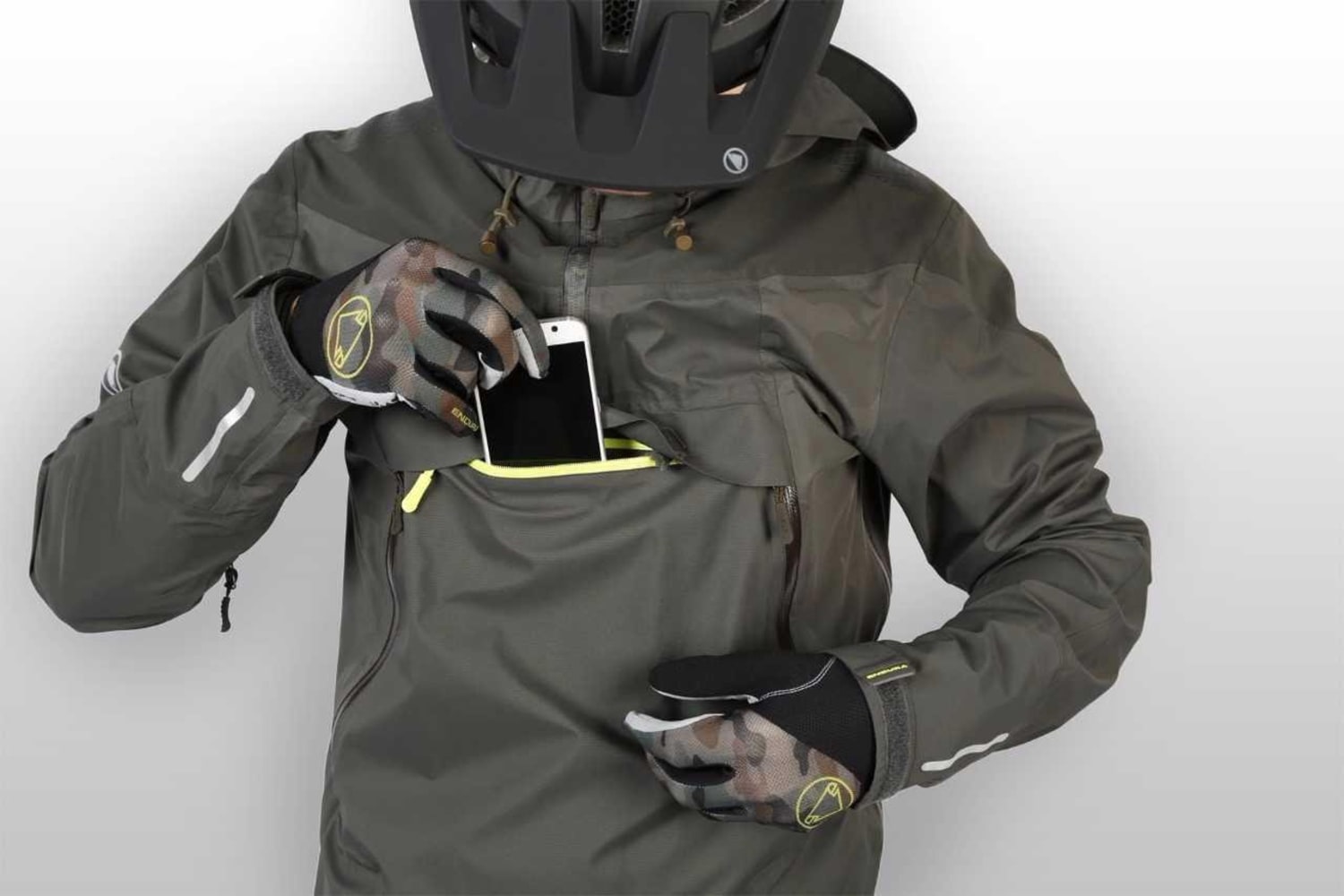 Endura MT500 Waterproof Pullover gallery