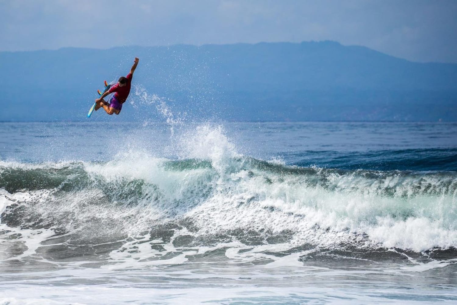 Ozzie Wright: Goons of Doom RAW edit – surf video