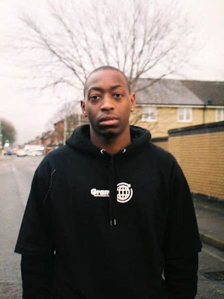 [K S R]: Hear the Manchester singer's track Headloss