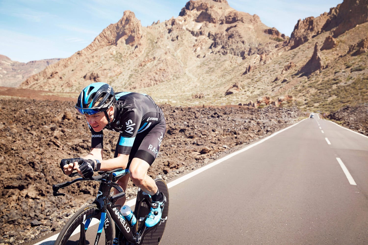 How Chris Froome is breaking boundaries of pro cycling